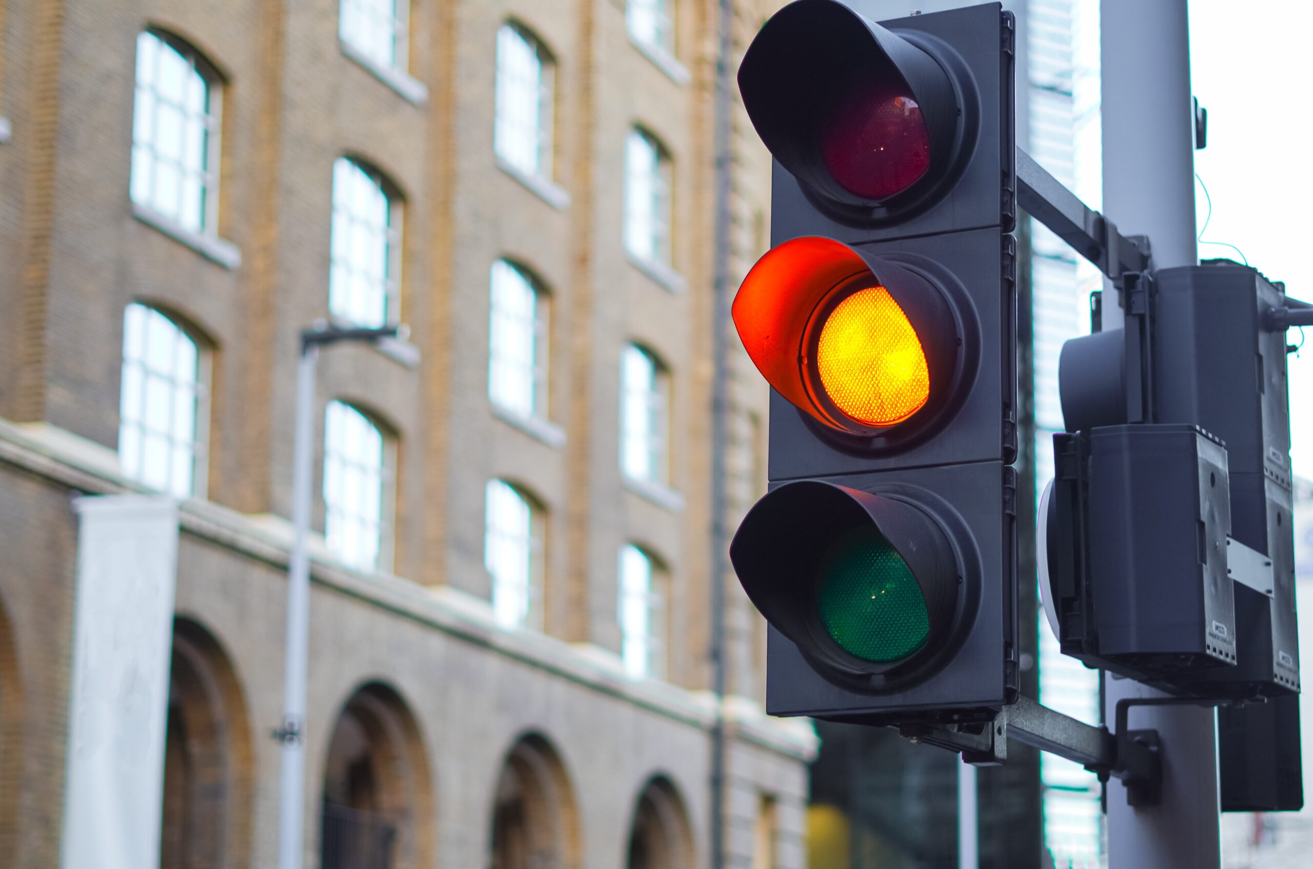 Você está pronto para os semáforos de quatro cores?