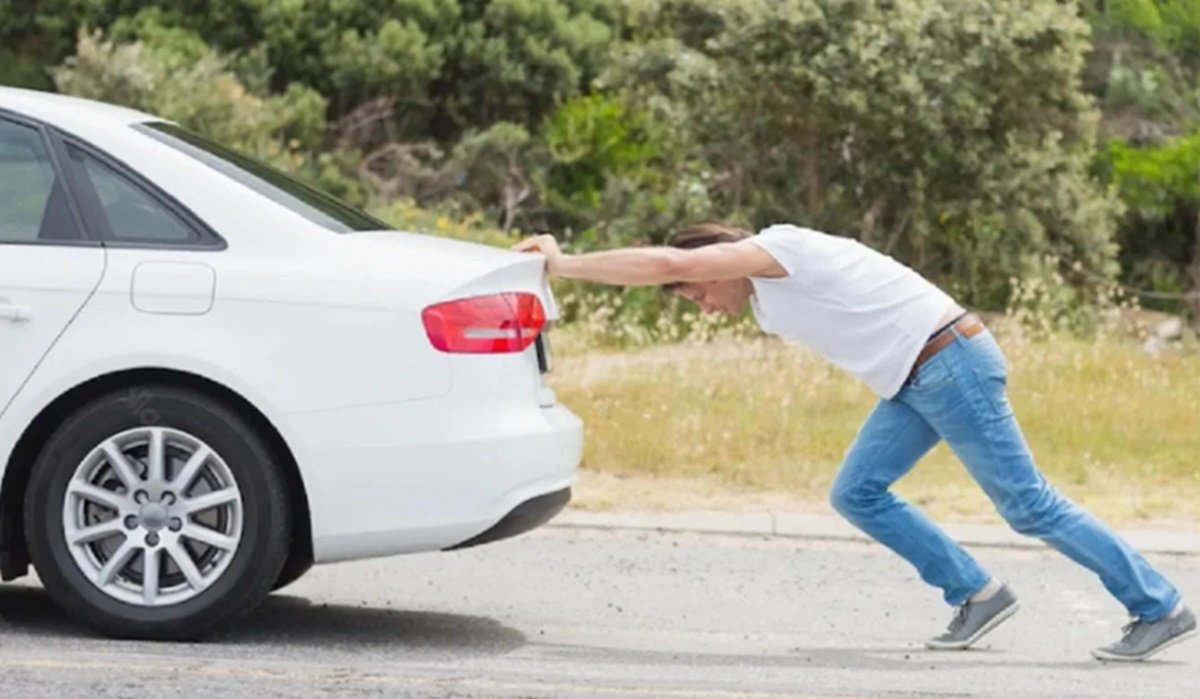 Mito ou verdade: dar tranco no carro pode causar danos irreversíveis?